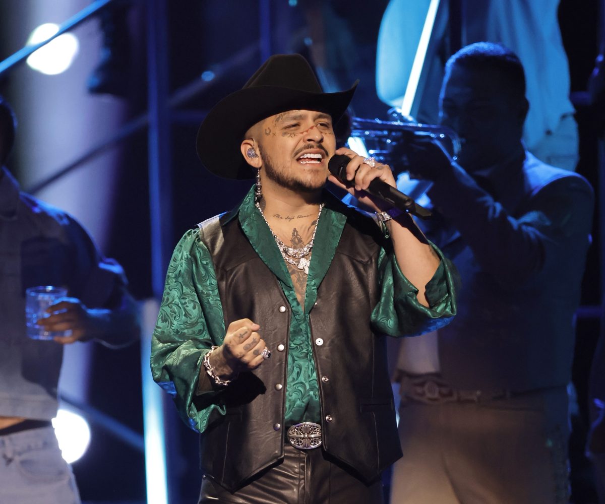 Christian Nodal estremeció el Kia Forum de Los Ángeles con su "Foraji2 ...