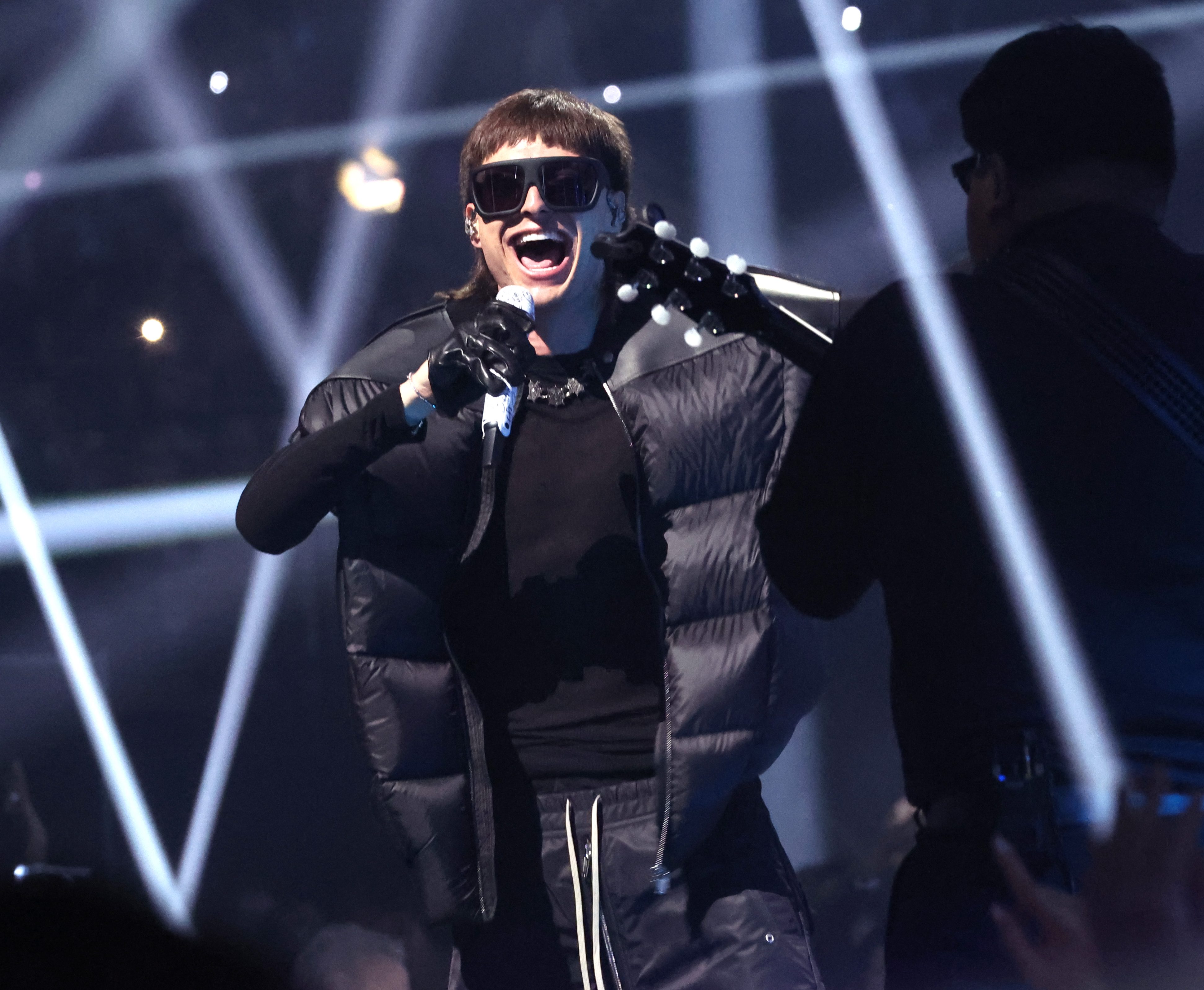 Peso Pluma dará concierto por Amazon Music Live y anuncia gira por ...