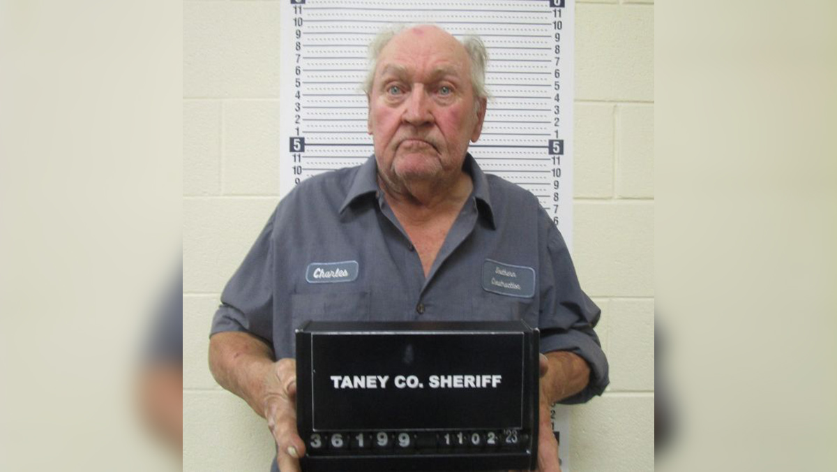 Un hombre de 80 años mató a su compañero de vivienda en Missouri por no ...