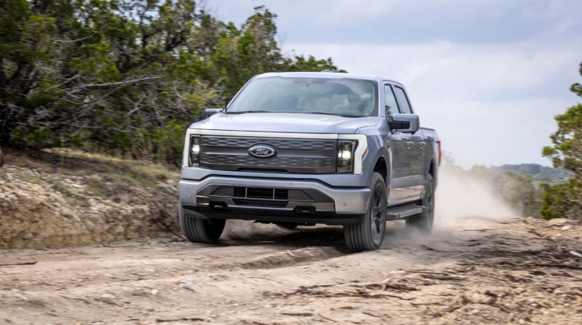Esta es la millonaria pérdida de Ford por autos eléctricos - La Opinión