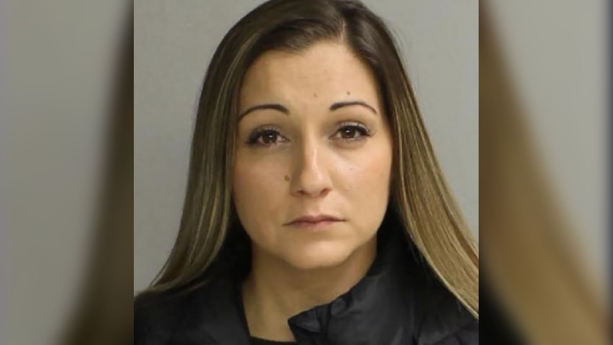 Acusan a consejera escolar de Pensilvania por agresión sexual a ...