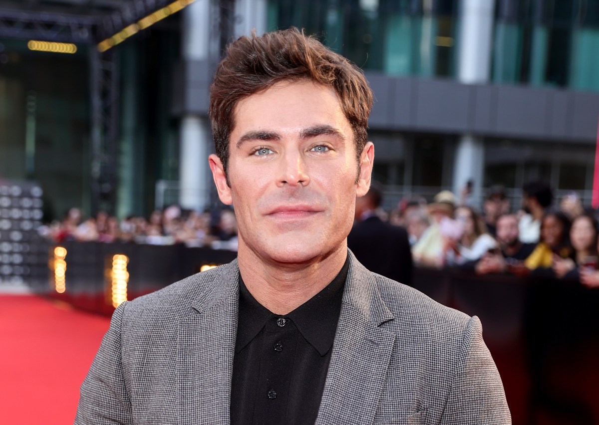 Zac Efron dice que "sería un honor" interpretar a Matthew Perry en una ...