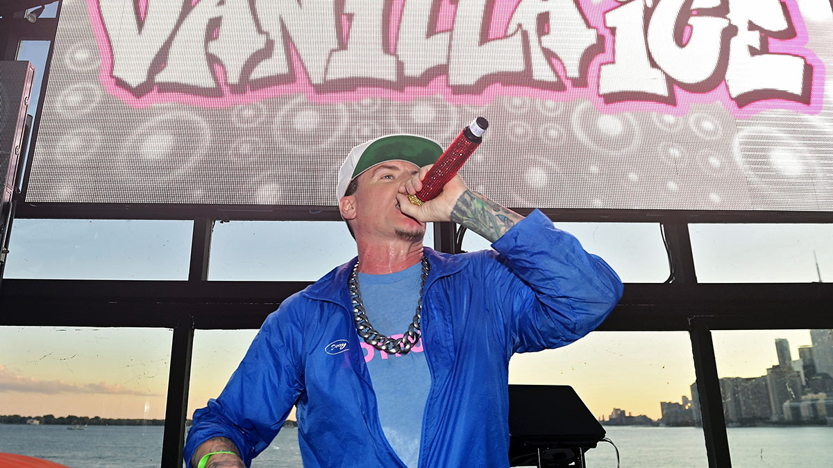 El rapero estadounidense Vanilla Ice revela que llegó a ser amigo de ...