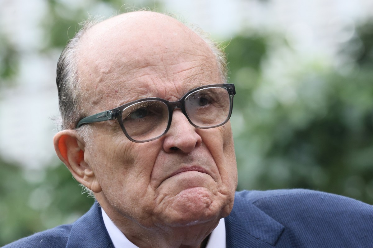 Jurado ordena a Rudy Giuliani pagar $148 millones por difamación en ...