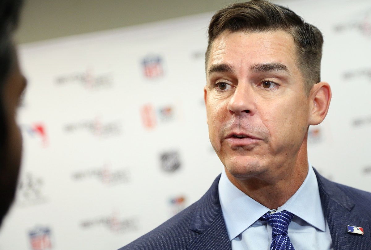 Billy Bean, ex directivo de los Oakland Athletics, fue diagnosticado ...