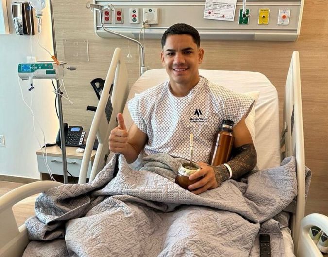 El delantero de Cruz Azul Gabriel “Toro” Fernández fue operado con ...