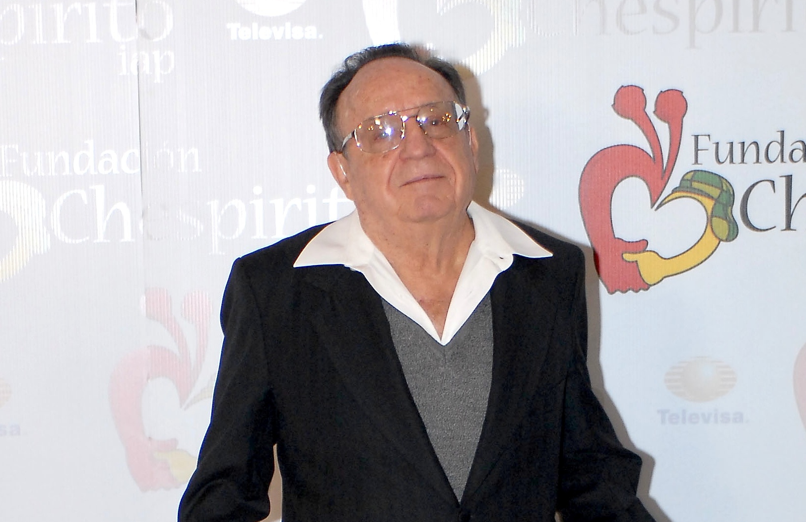 Se Da A Conocer El Elenco Principal De La Bioserie De Chespirito La