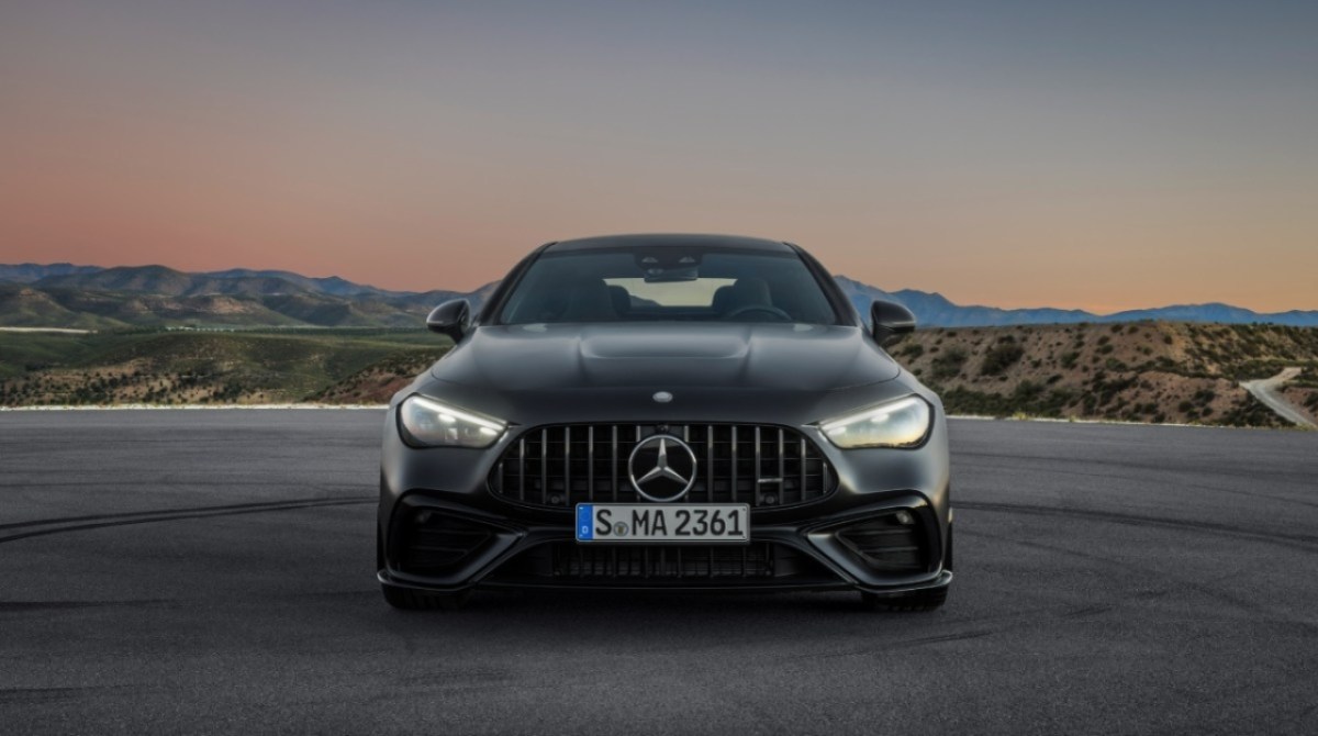 Lo que tiene para ofrecer el Mercedes-AMG CLE 53 Coupé - La Opinión