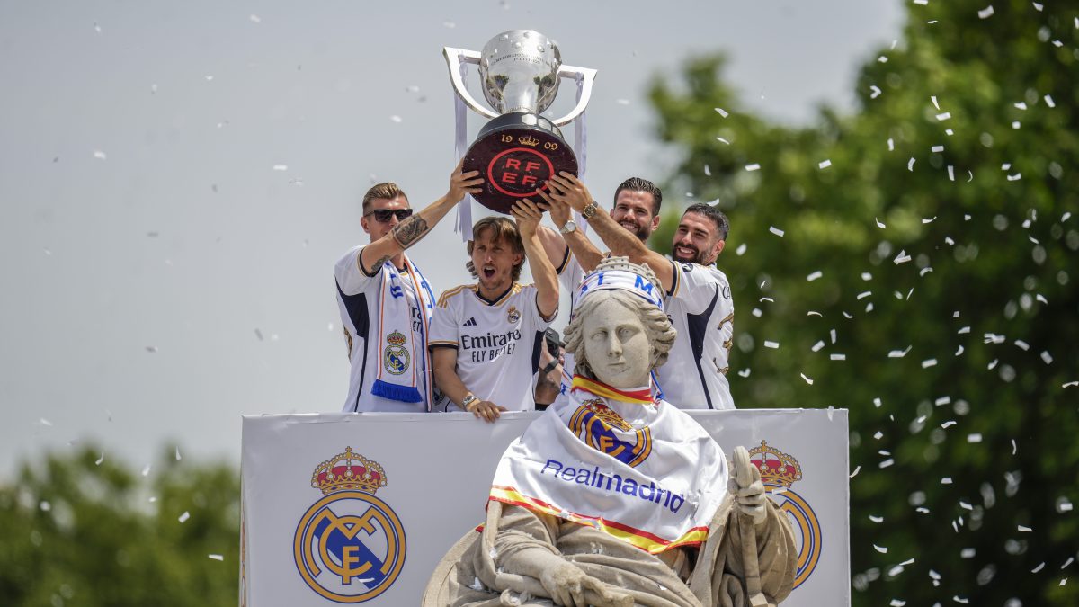 Real Madrid recibe el trofeo de campeón de LaLiga y celebra en Cibeles ...