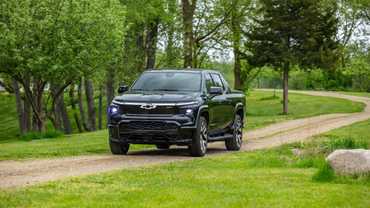 Chevrolet Silverado, la más comprada por hispanos en EE.UU. - La Opinión