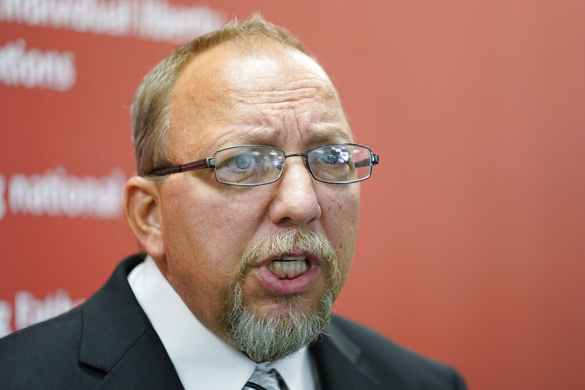 Camionero se postula para gobernar a Nueva Jersey - La Opinión