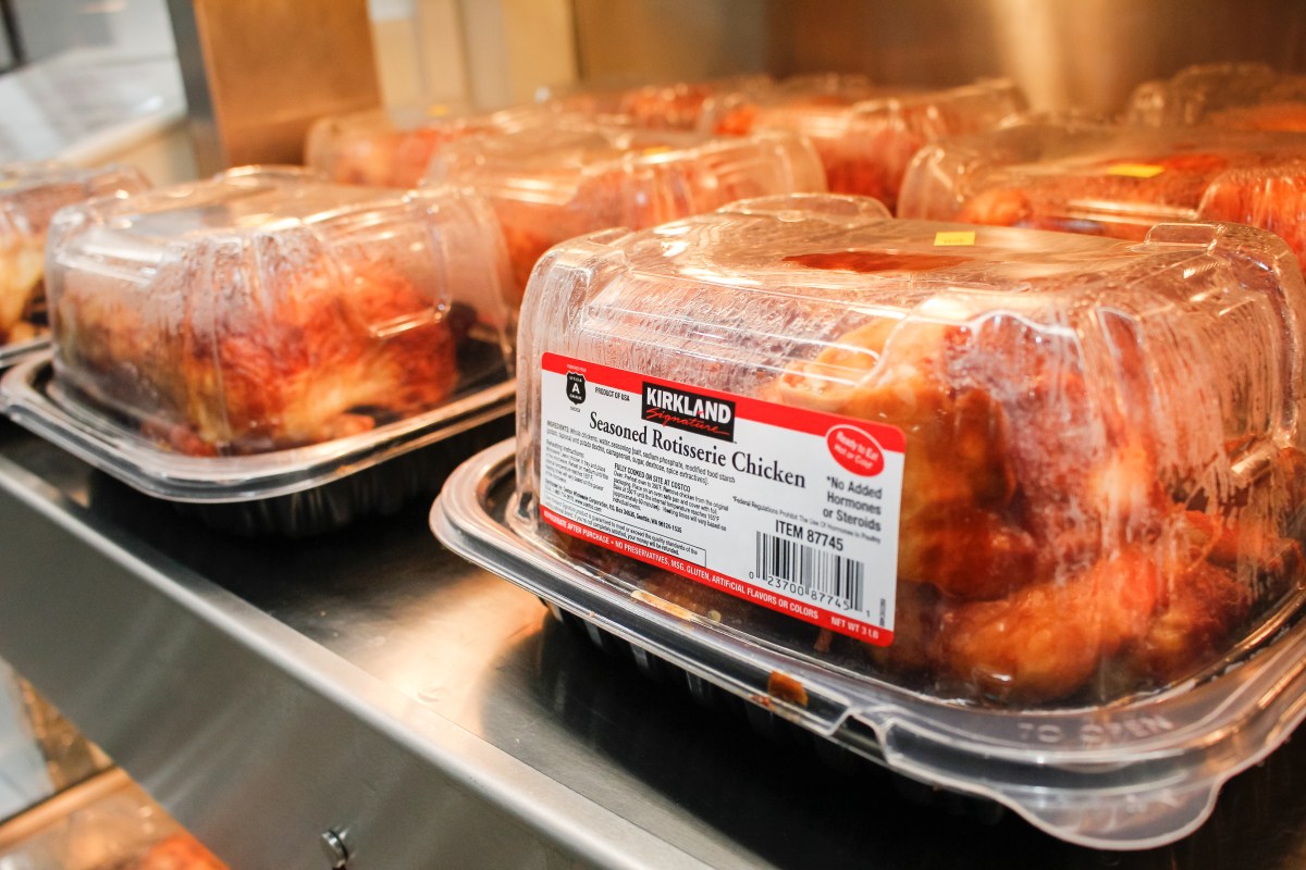 Las 8 mejores comidas que puedes comprar en Costco, según un ex ...