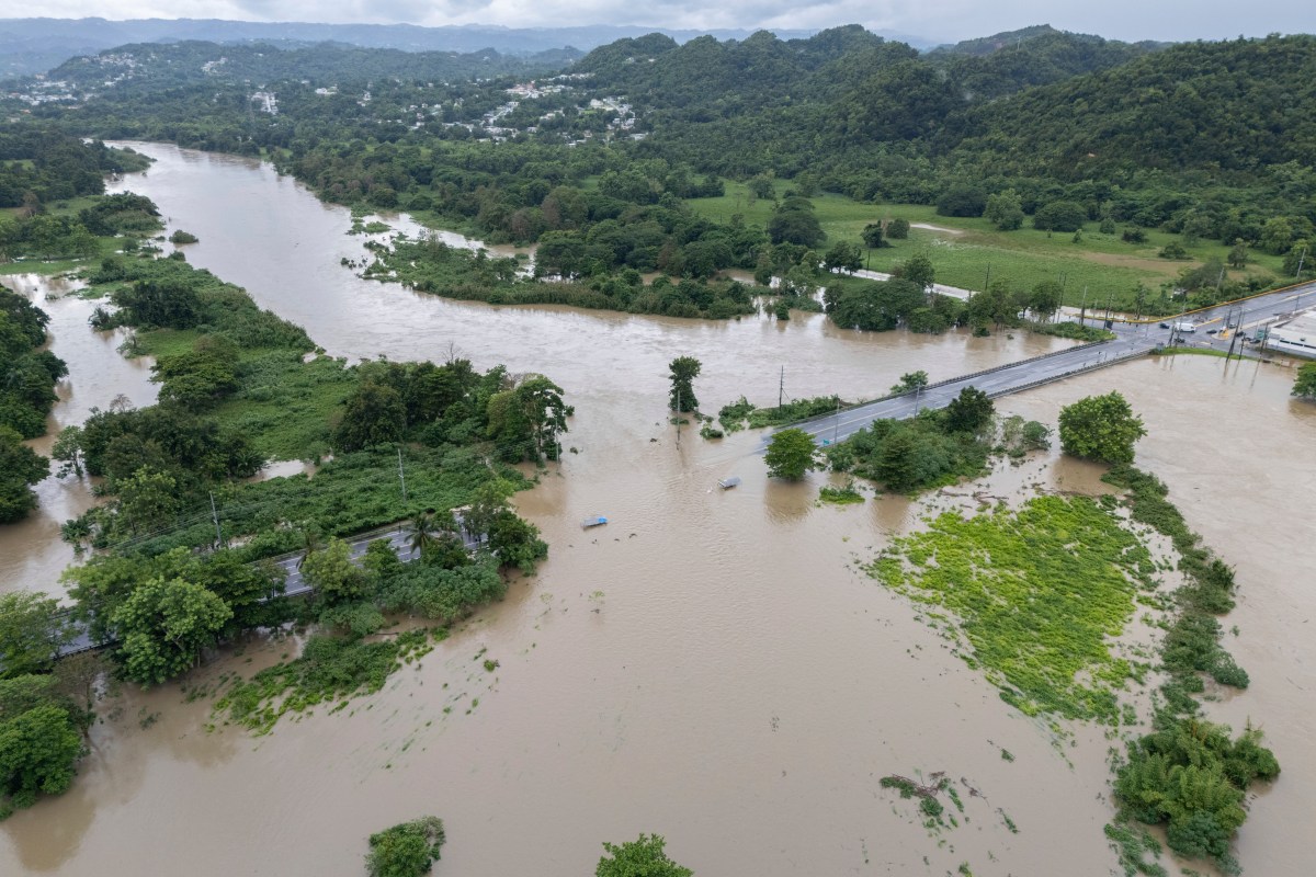 La tormenta Ernesto dejó a gran parte de Puerto Rico sin energía - La ...