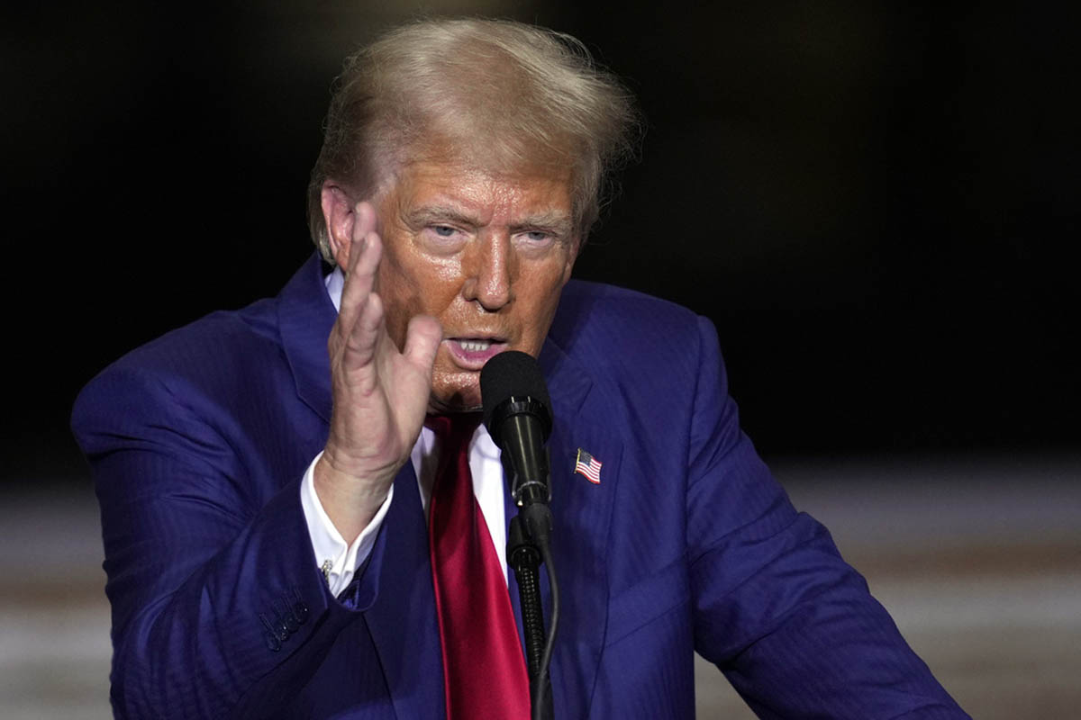 Trump busca trasladar a un tribunal federal su caso de falsificación de registros comerciales ...