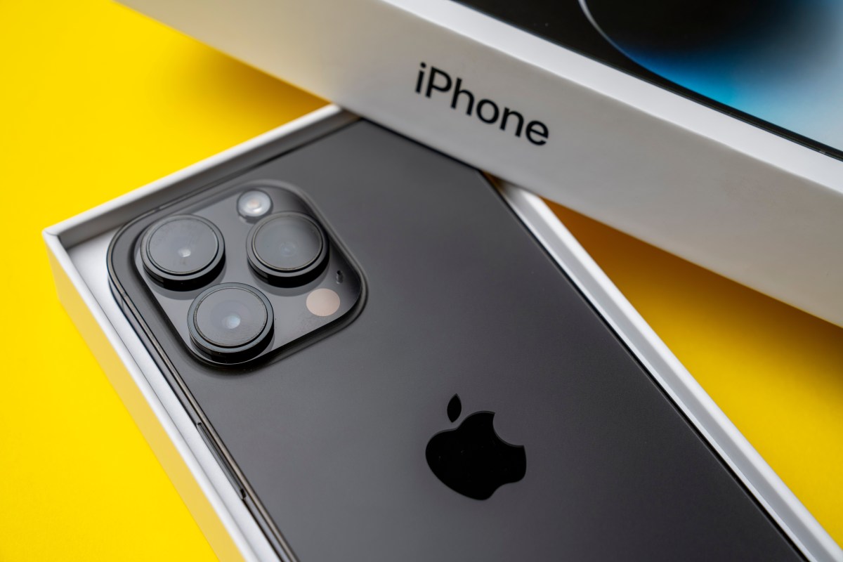 iPhone 16 Pro Max llegará en un nuevo y llamativo color - La Opinión