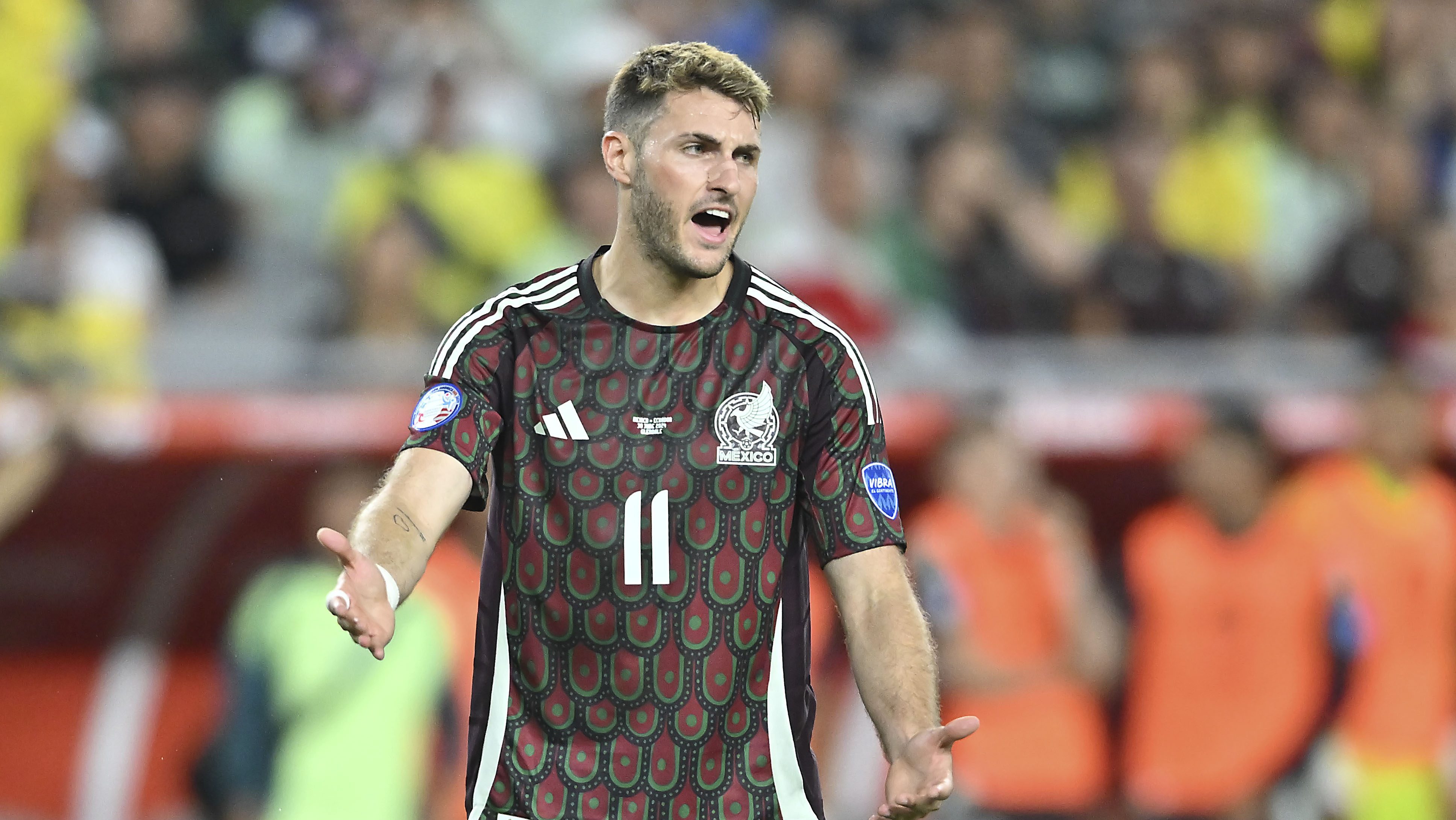 Santi Giménez, Luis Romo y el "Tala" Rangel confirmados por el "Vasco ...