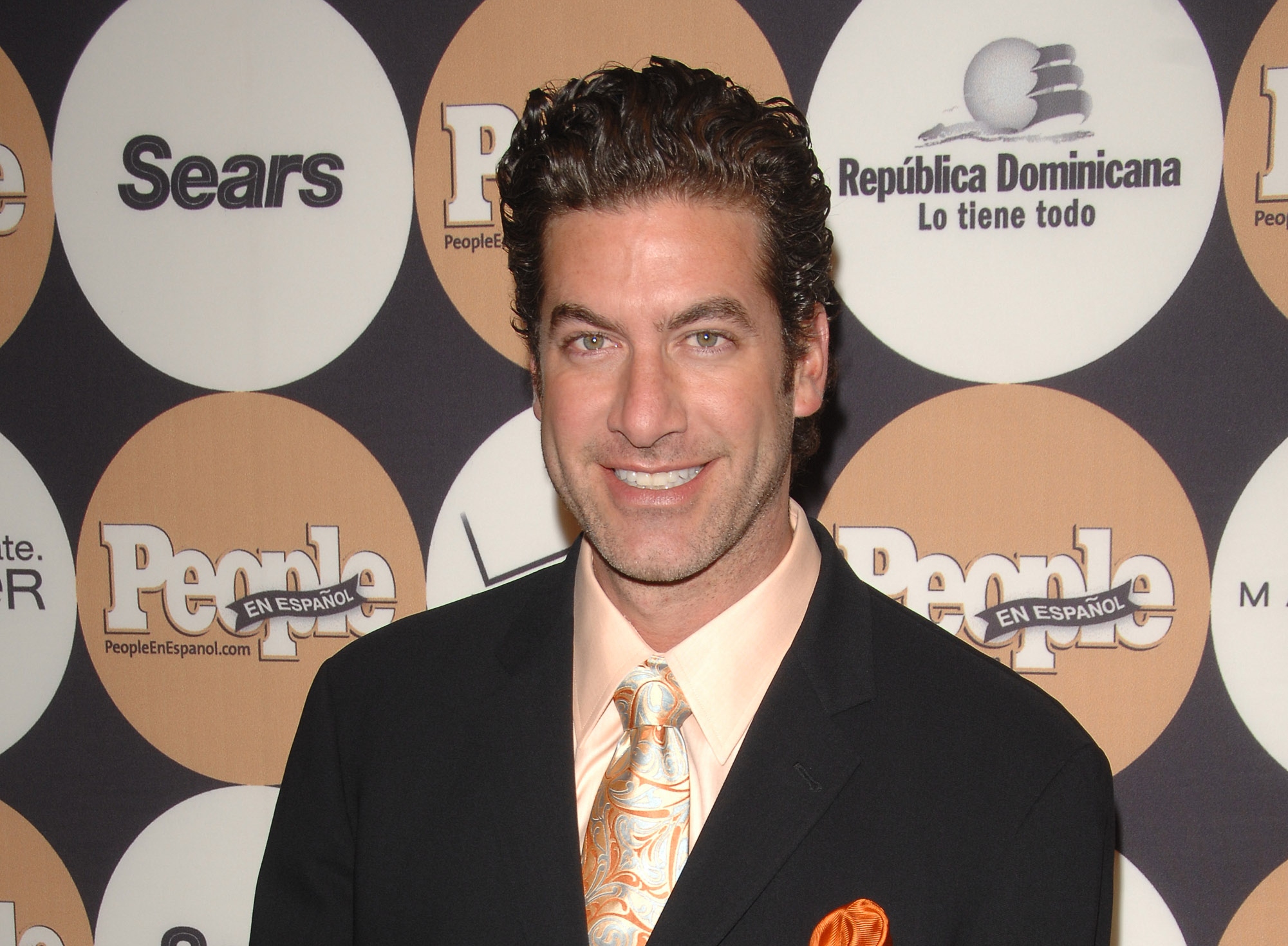 Eduardo Xol, conductor de "Extreme Makeover", falleció a los 58 años ...