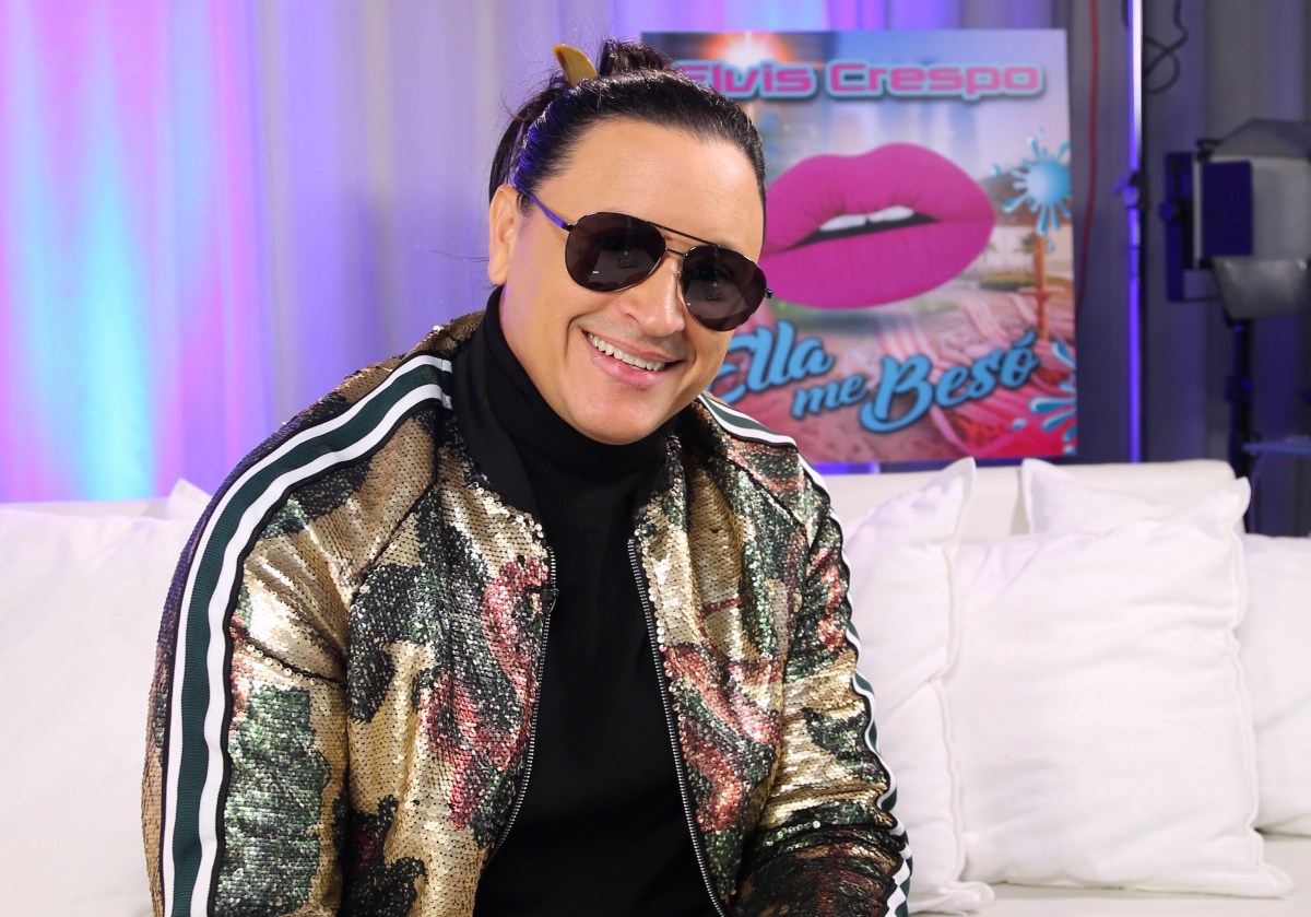Elvis Crespo “busca novia” después de su divorcio - La Opinión