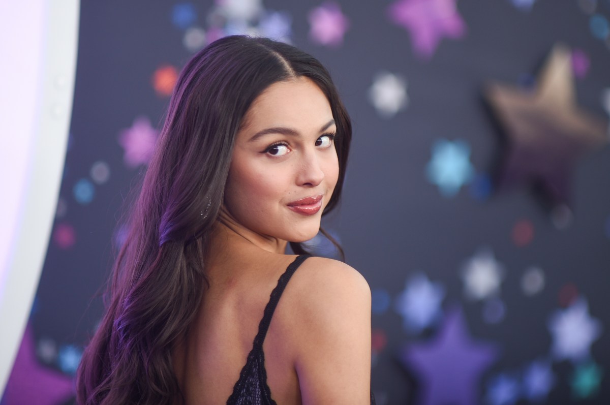 Olivia Rodrigo reveló que tuvo que ir al hospital tras su caída en el ...