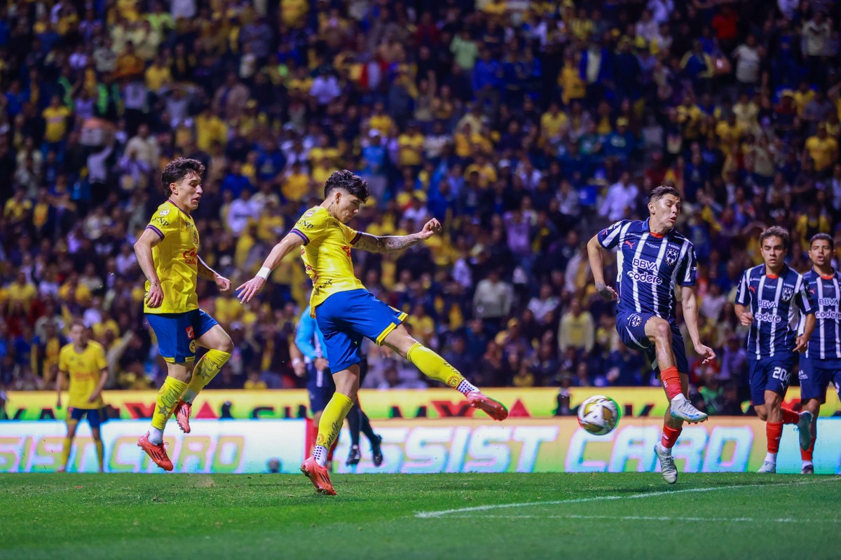 El VAR valida polémico gol de Kevin Álvarez en el duelo de ida de la ...