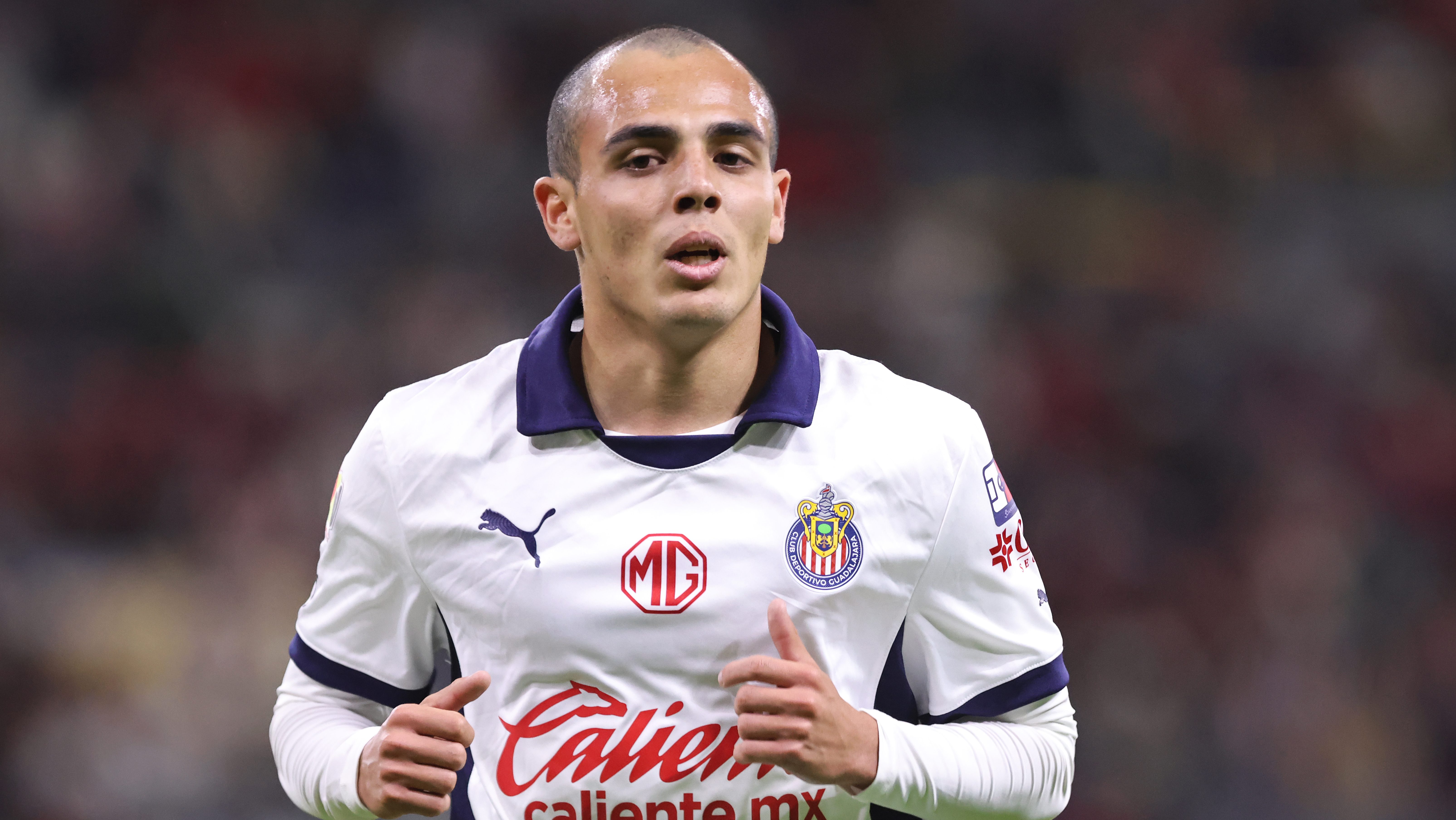 Hugo Camberos novato de Chivas empieza a llamar la atención del técnico ...