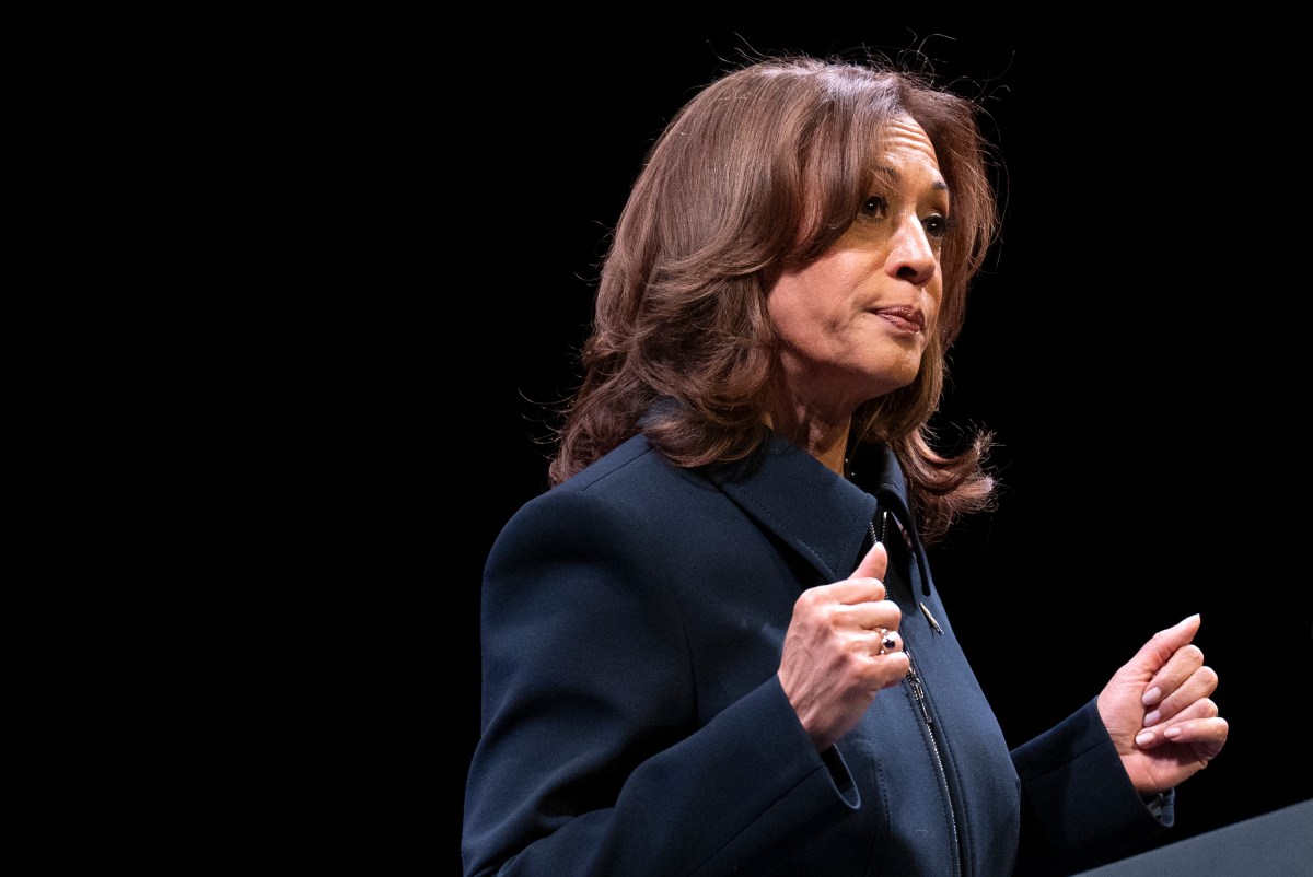 Harris insta al público a “seguir luchando” y “volver preparados ...