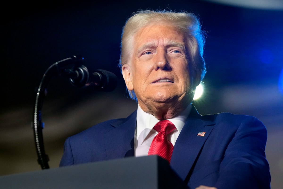 Cómo afecta la congelación de fondos federales al Seguro Social ...