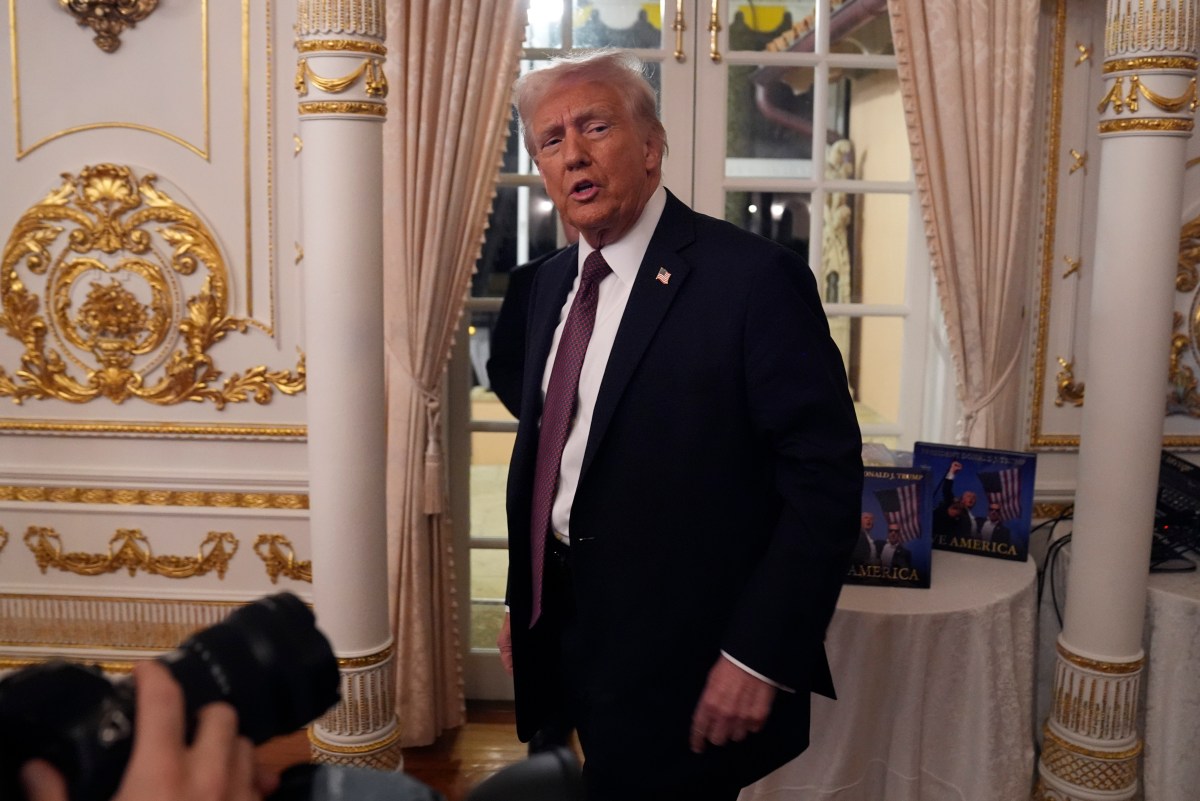 Los invitados exclusivos en la posesión de Donald Trump - La Opinión