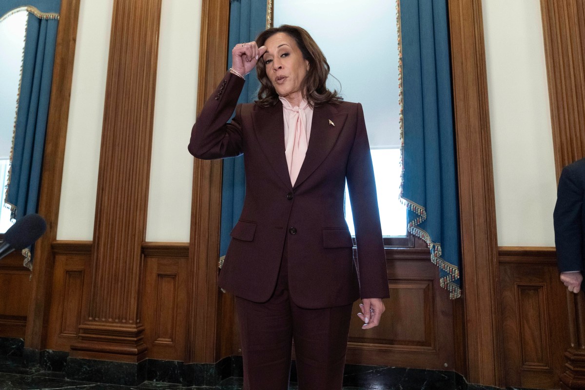 Harris cierra su etapa en la Casa Blanca con gira por Singapur, Bahréin ...