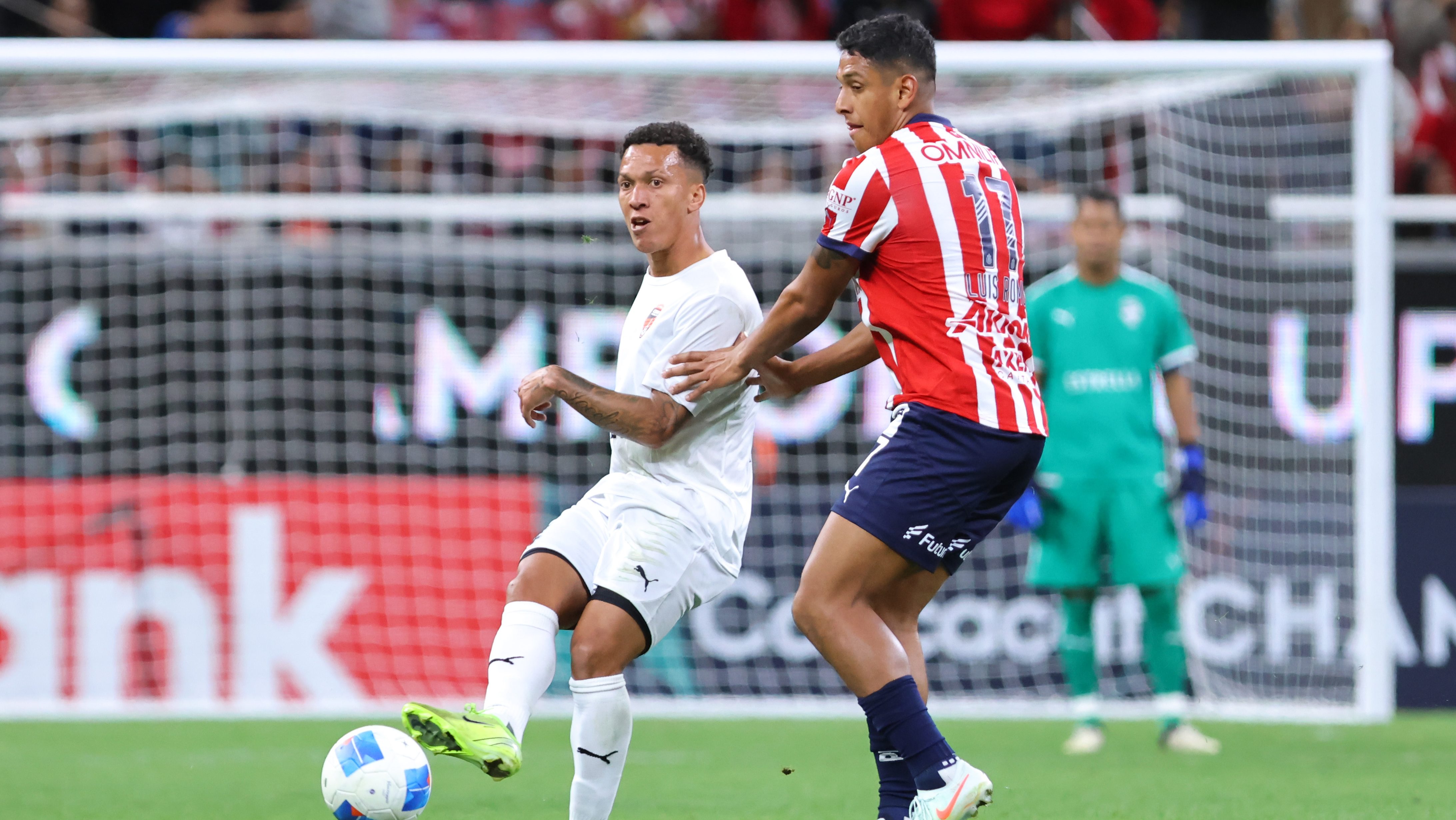 Las Chivas doblegan al Cibao 3-0 y se verán las caras vs. América en ...