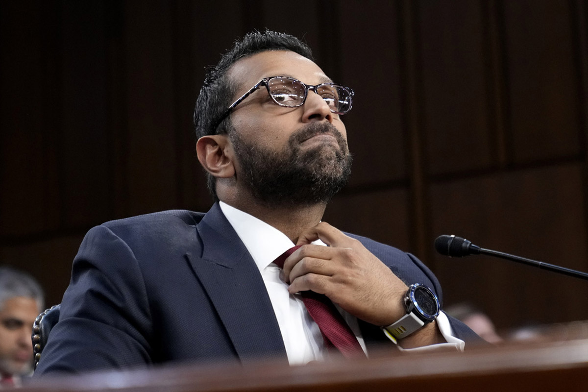 El Senado confirma a Kash Patel como nuevo director del FBI - La Opinión