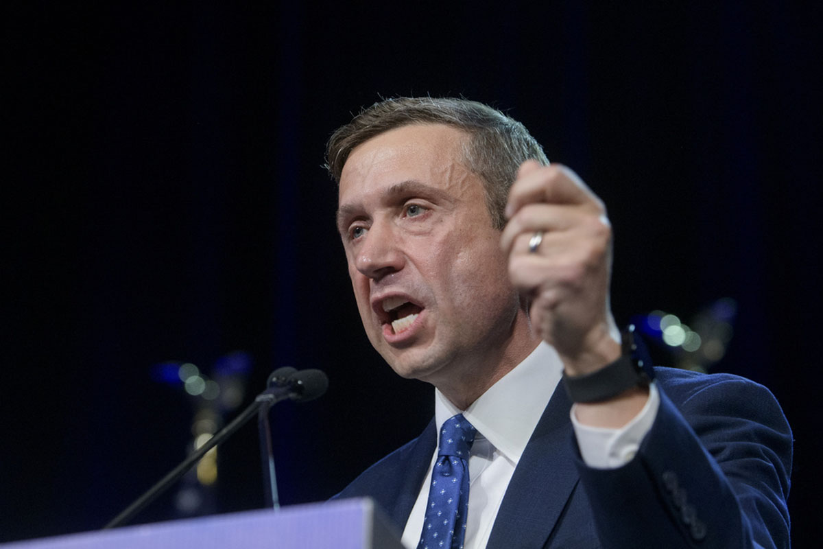 Ken Martin es elegido nuevo presidente del Comité Nacional Demócrata ...