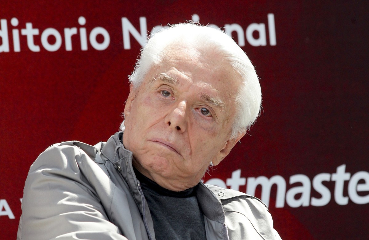 Enrique Guzmán dice que el cuadro de Silvia Pinal que tiene Alejandra ...