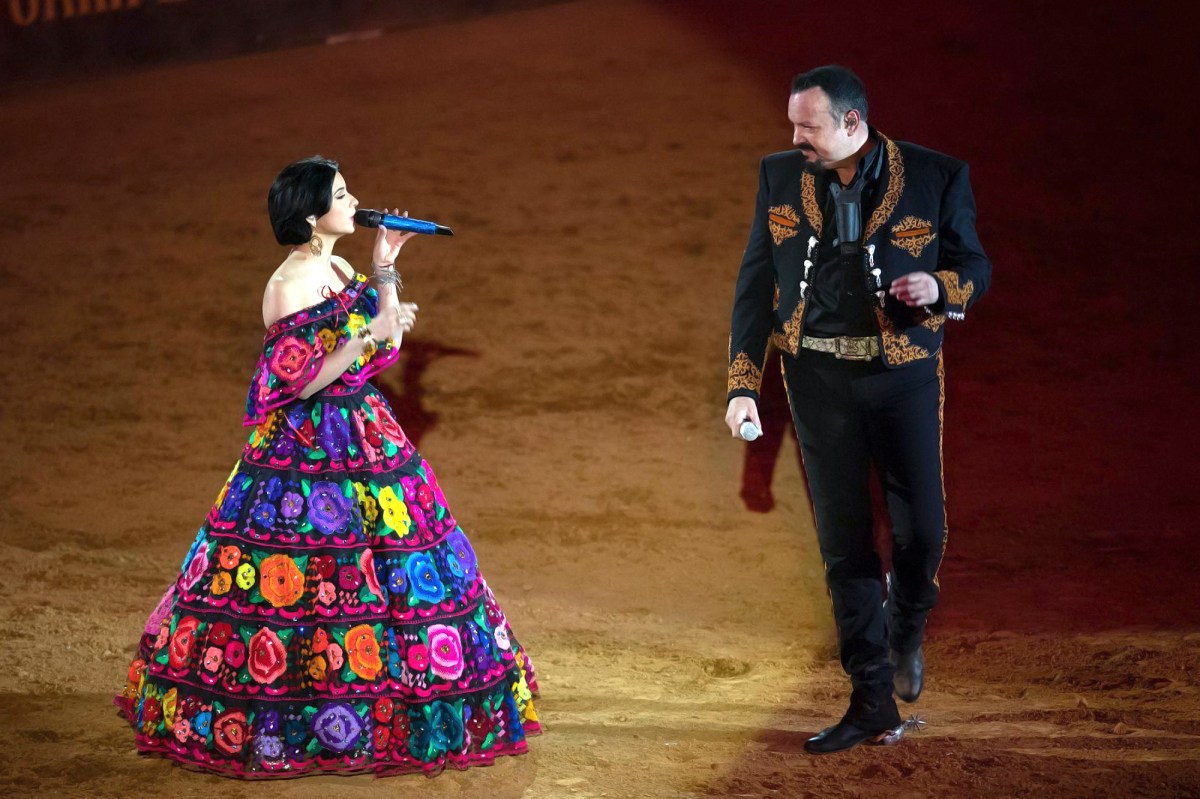 Pepe y Ángela Aguilar enfrentan demanda millonaria tras fallecimiento ...