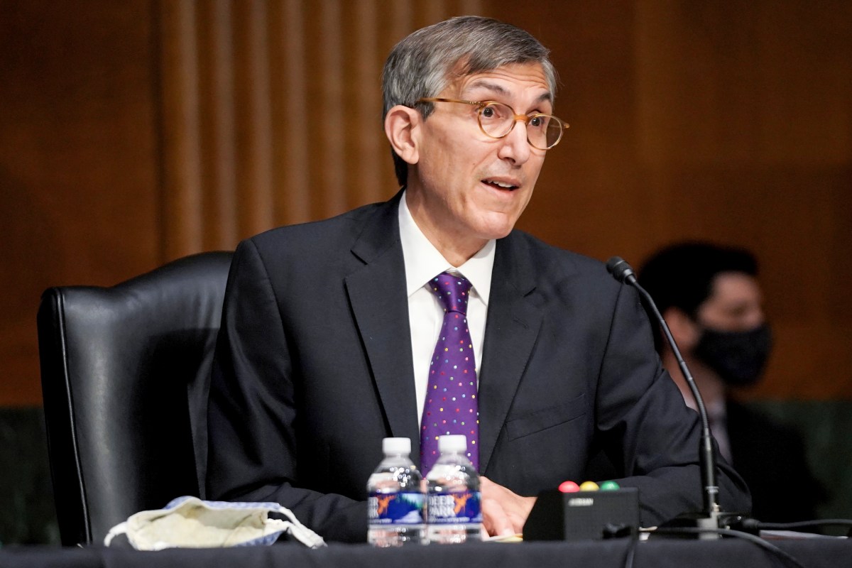 Peter Marks, el principal funcionario de vacunas, dimitió de la FDA ...