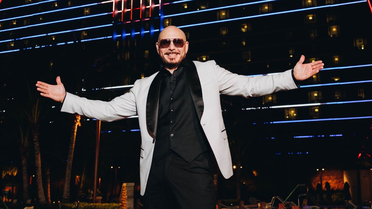 Pitbull expande su imperio con Voli 305 en Hard Rock - La Opinión