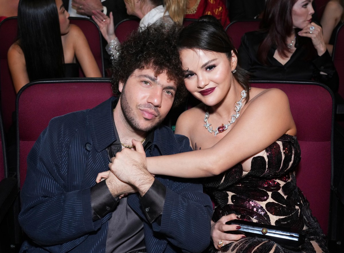 El romántico mensaje de Selena Gomez a Benny Blanco por su cumpleaños - La Opinión