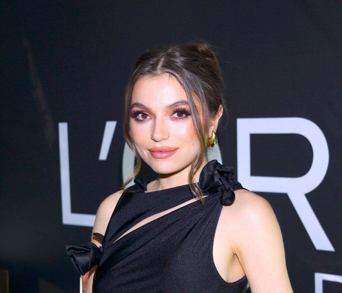 Sofía Castro defiende a Ángela Aguilar: “Merecemos respeto” - La Opinión