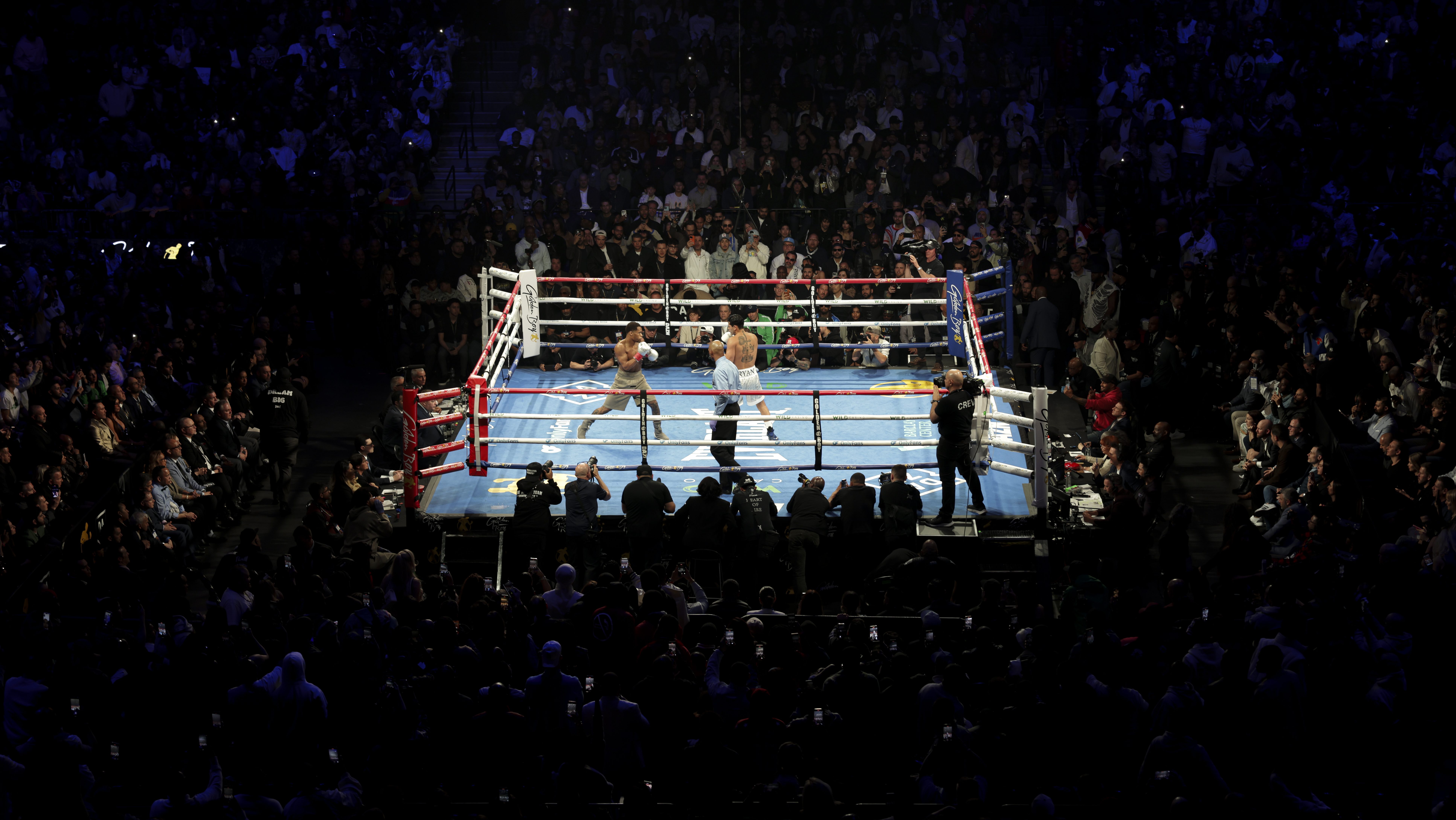 Boxeo hoy en vivo: las peleas que puedes ver este sábado - La Opinión