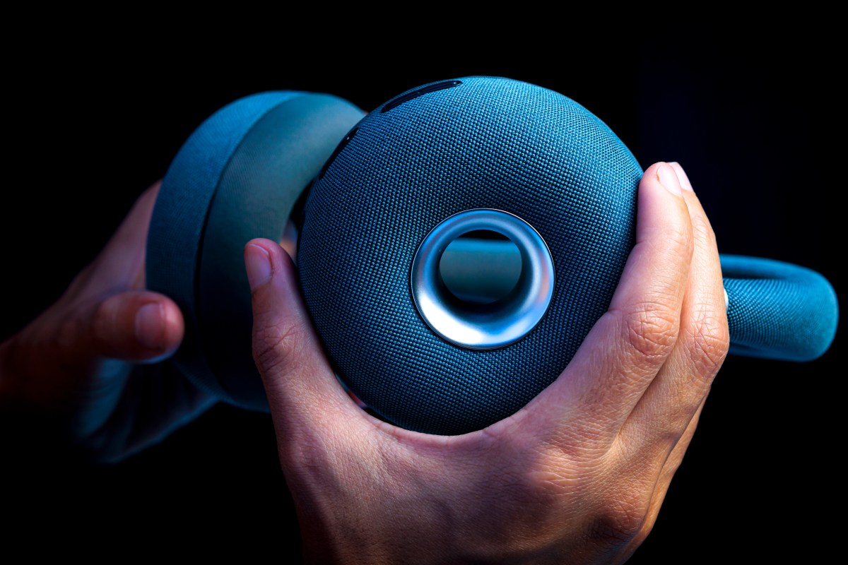 ¿Audífonos con un agujero en el centro? Así son los sorprendentes ...