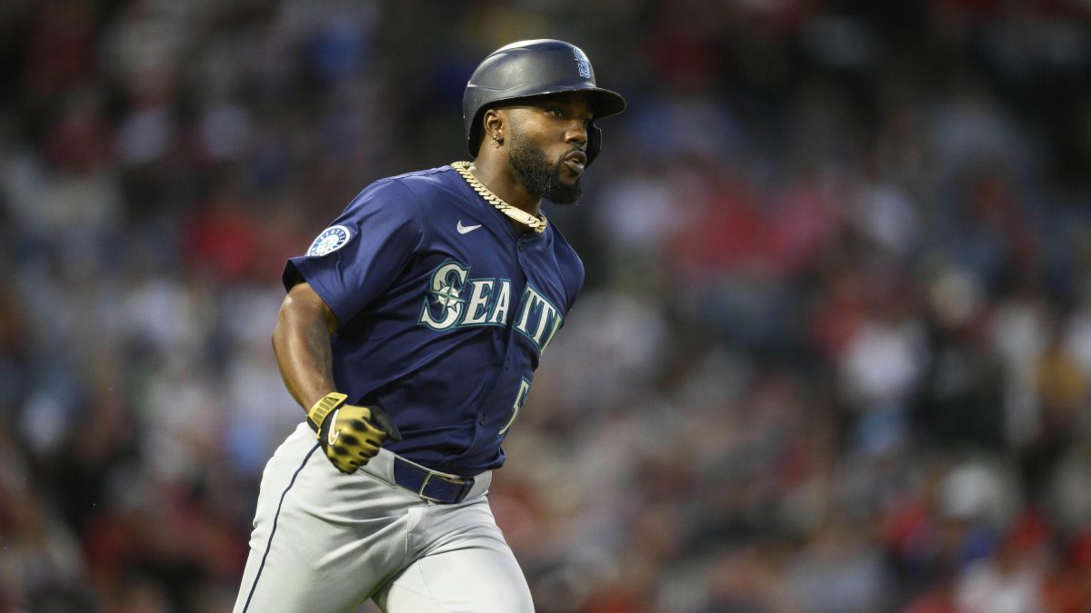 Randy Arozarena se prende con el bate en julio para guiar a Seattle ...