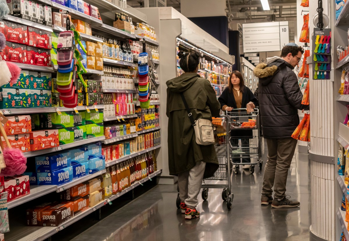 Las tres leyes que cambiarían tus compras en el supermercado - La Opinión