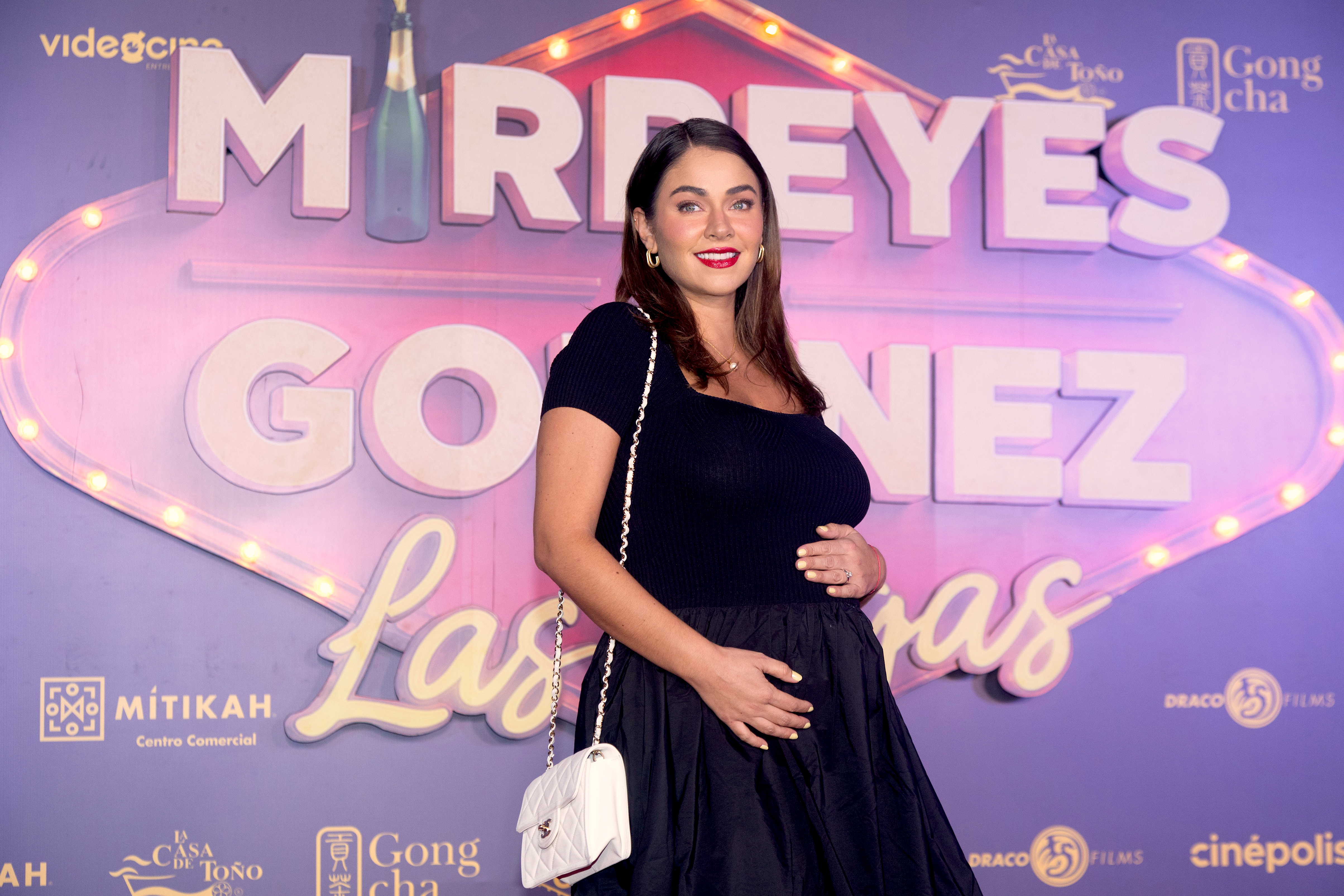 Claudia Martín presume su 'baby bump' en la recta final de su embarazo ...