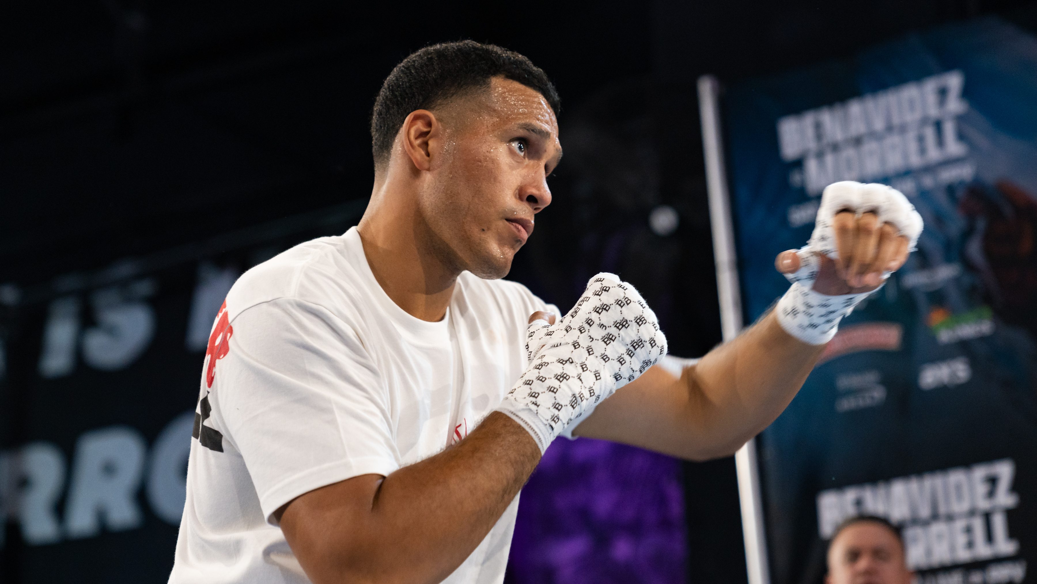 Stephen Edwards cree que Benavídez puede vencer a Bivol y Beterbiev ...