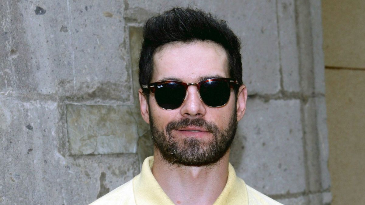 Eleazar Gómez y su reacción al recibir una sanción por trampa en "La Granja VIP" - La Opinión