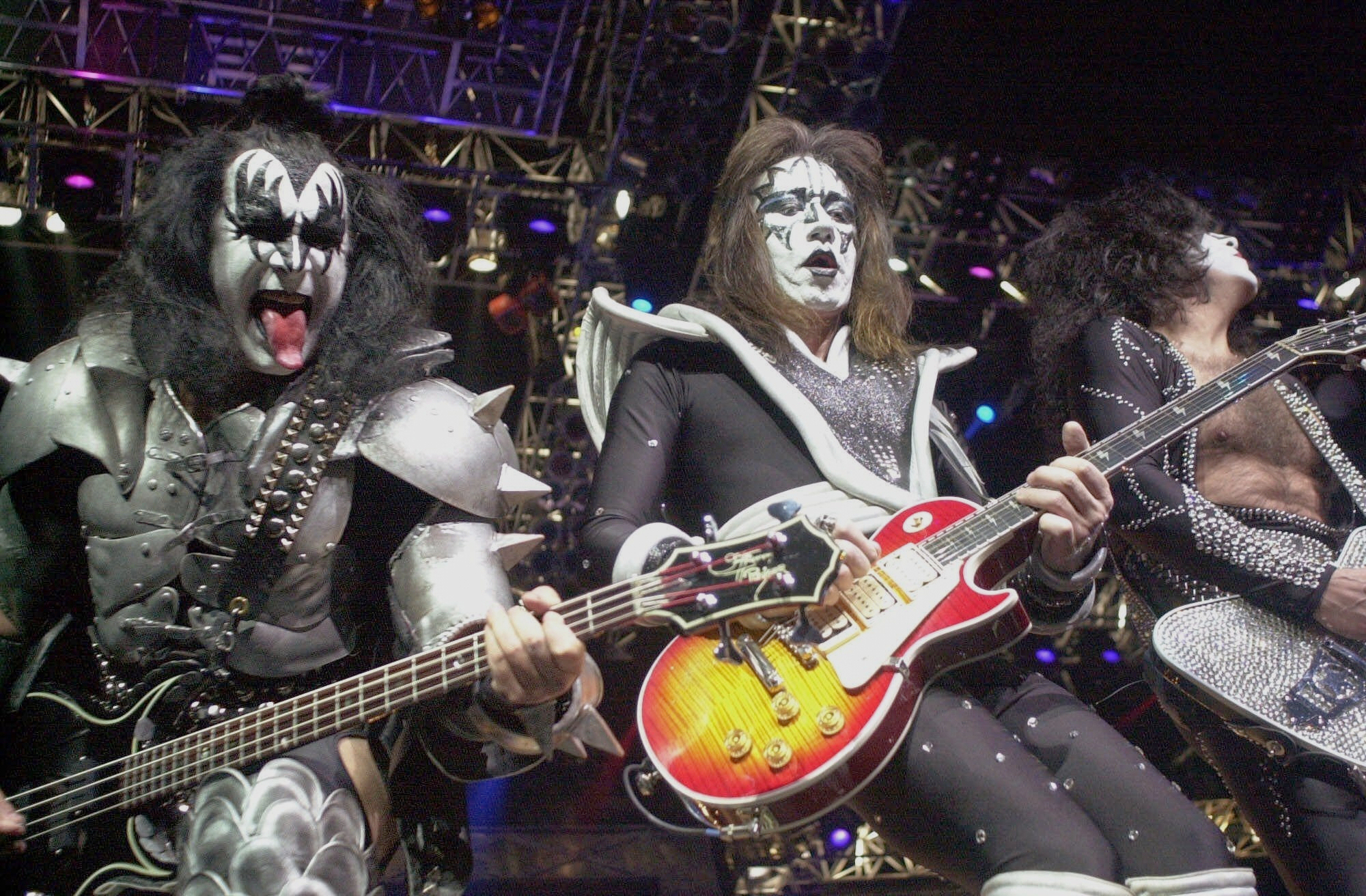 El rock está de luto: fallece Ace Frehley, una leyenda de la guitarra ...