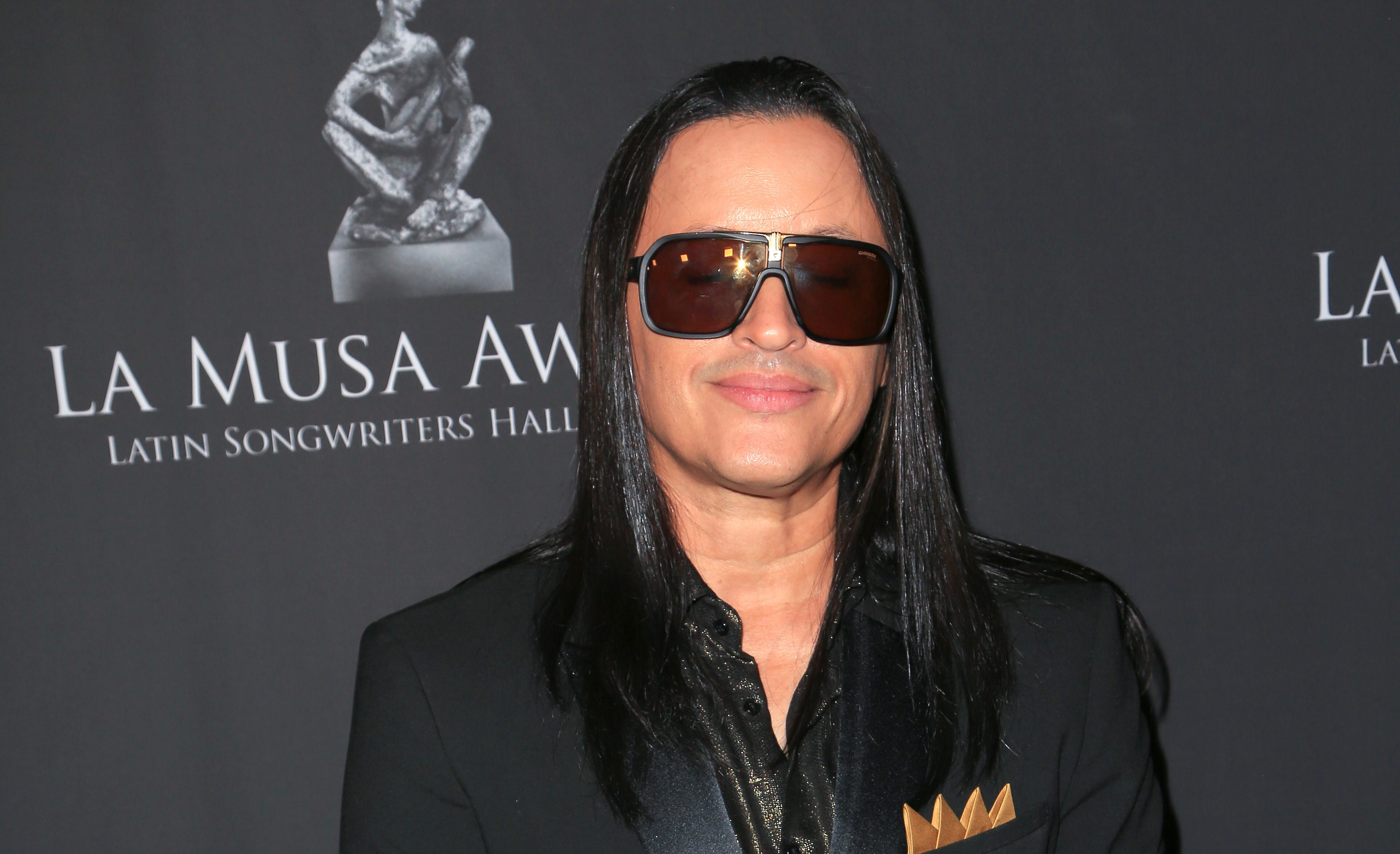 Elvis Crespo recibirá Premio Salón de la Fama en los Premios Billboard ...