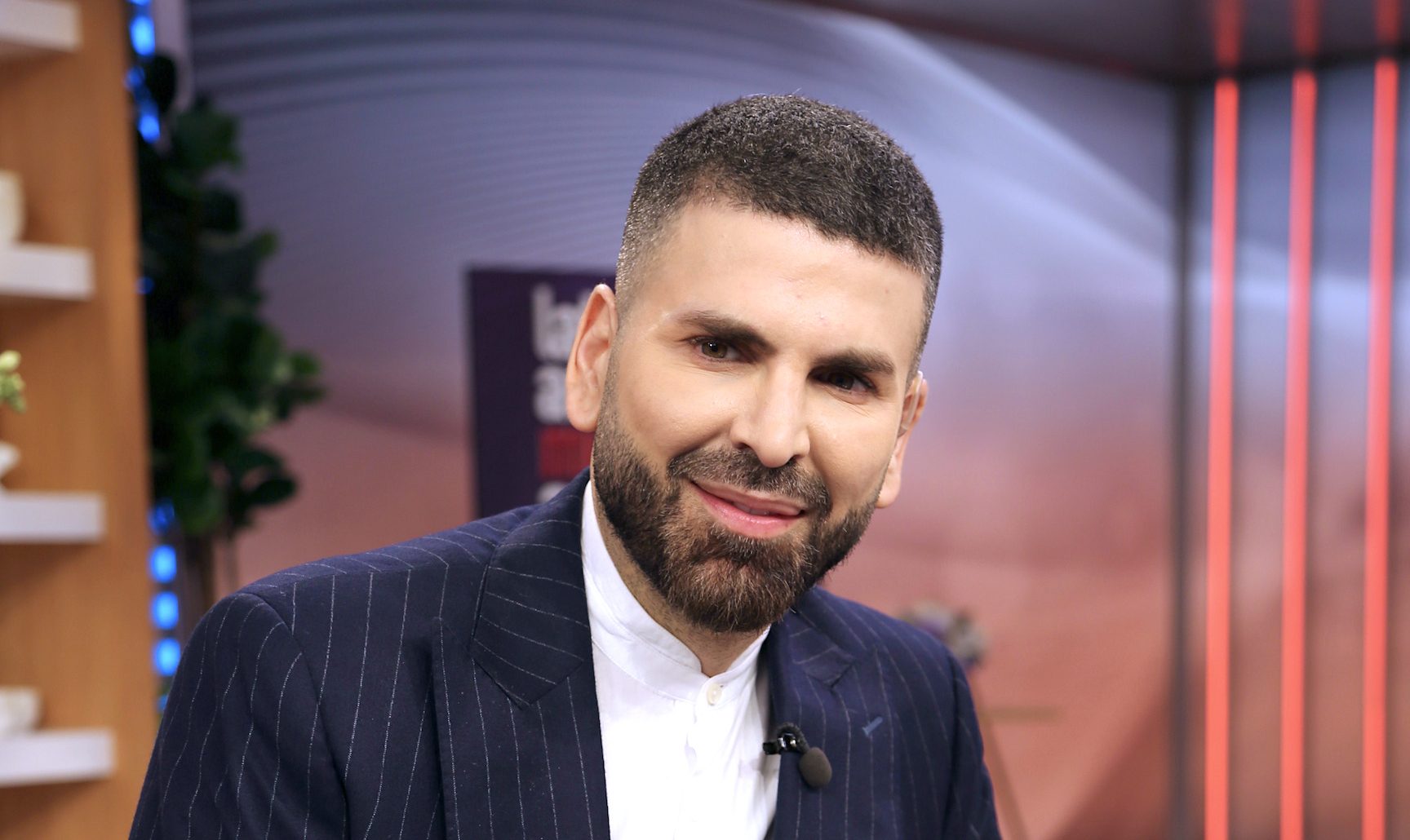 Jomari Goyso amaga con publicar fotos suyas sin ropa por su cumpleaños y enfurece a su mamá - La ...