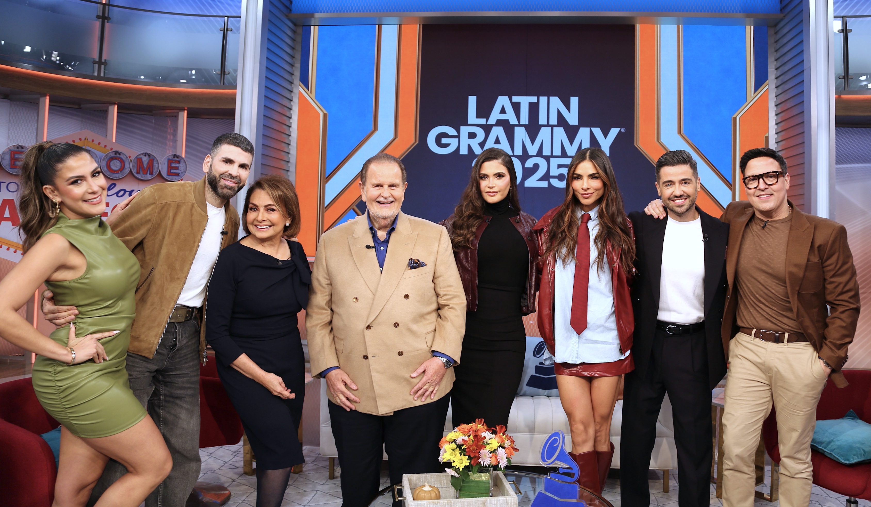 Latin Grammy 2025: Así se vivió la alfombra roja - La Opinión