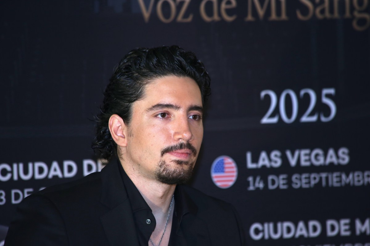 Alex Fernández celebra su tercer aniversario de bodas con un romántico ...